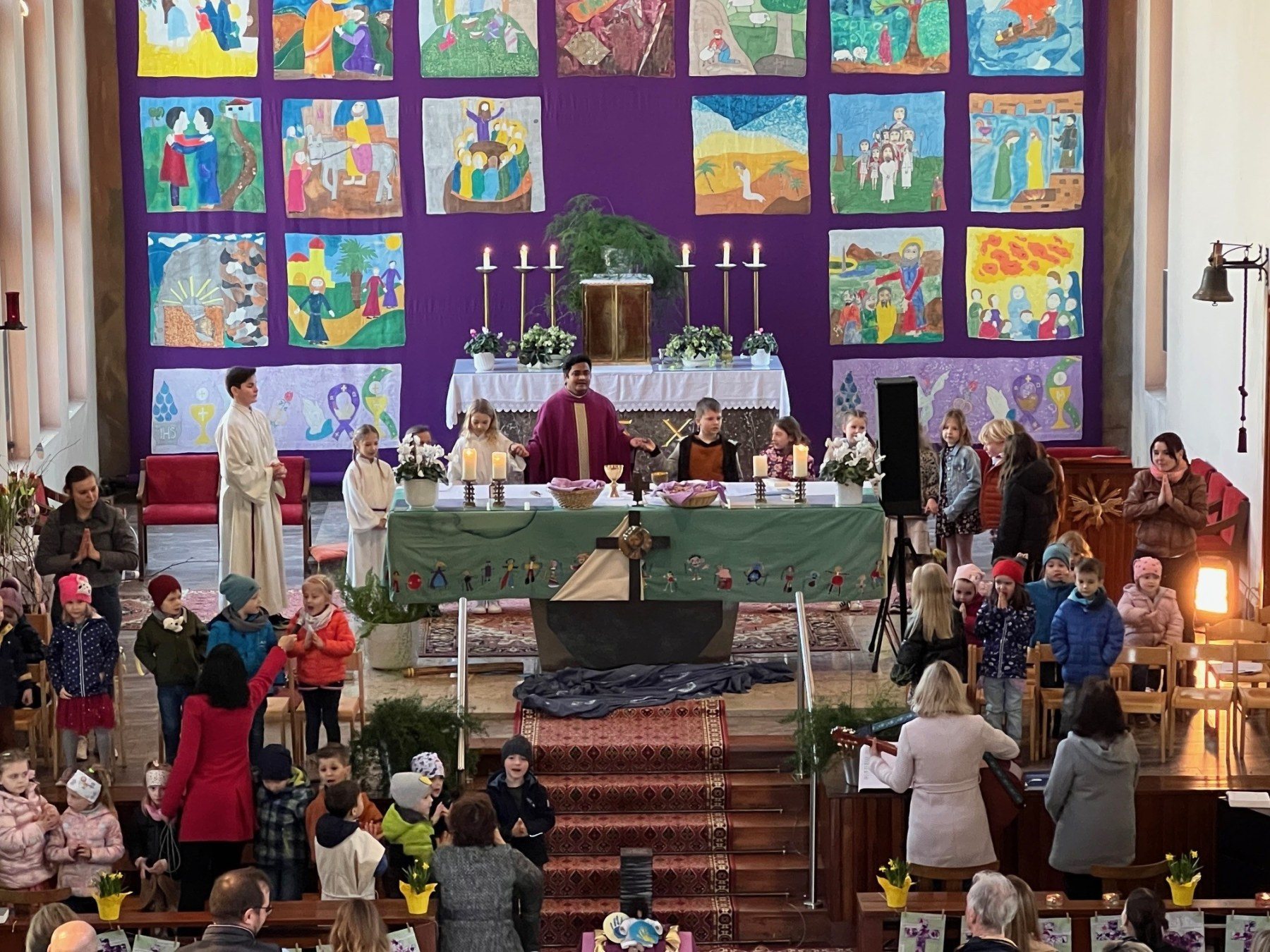 Gottesdienstgestaltung durch den Pfarrkindergarten