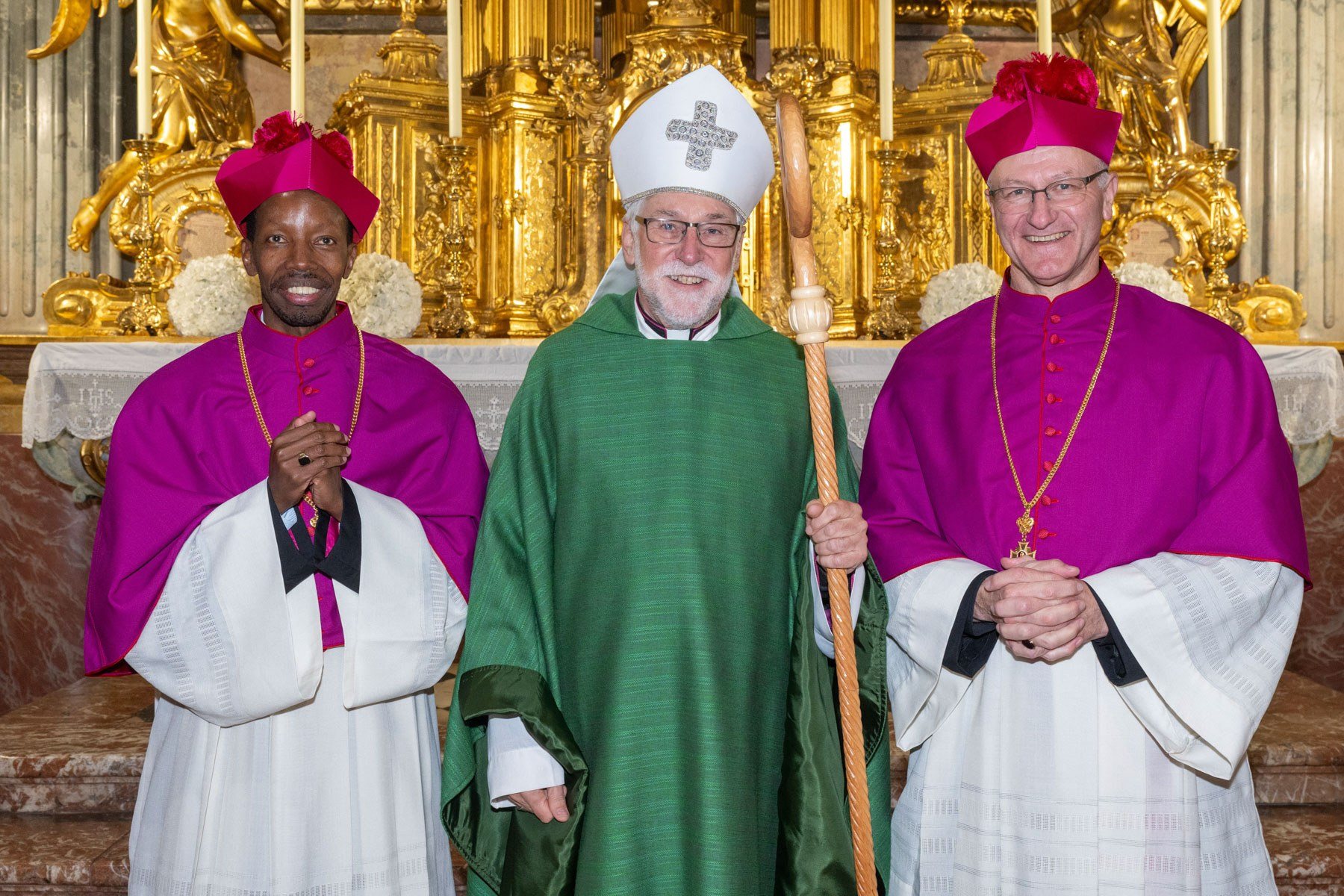 Župnik Janko Krištof je bil sprejet v stolni kapitelj / Pfarrer Janko ...