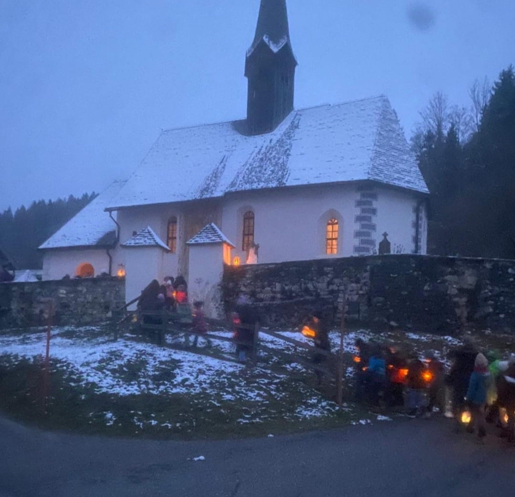 Rorate mit der Volksschule