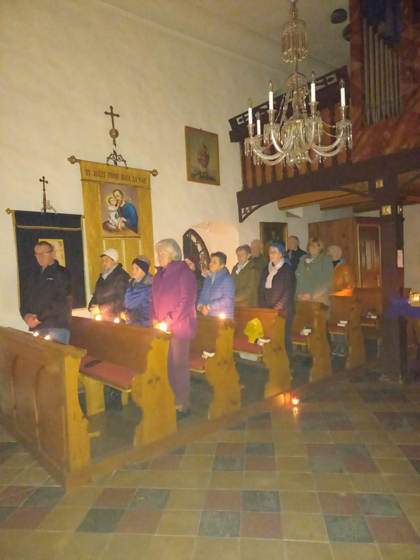 Rorate-Messen in der Pfarre St. Paul