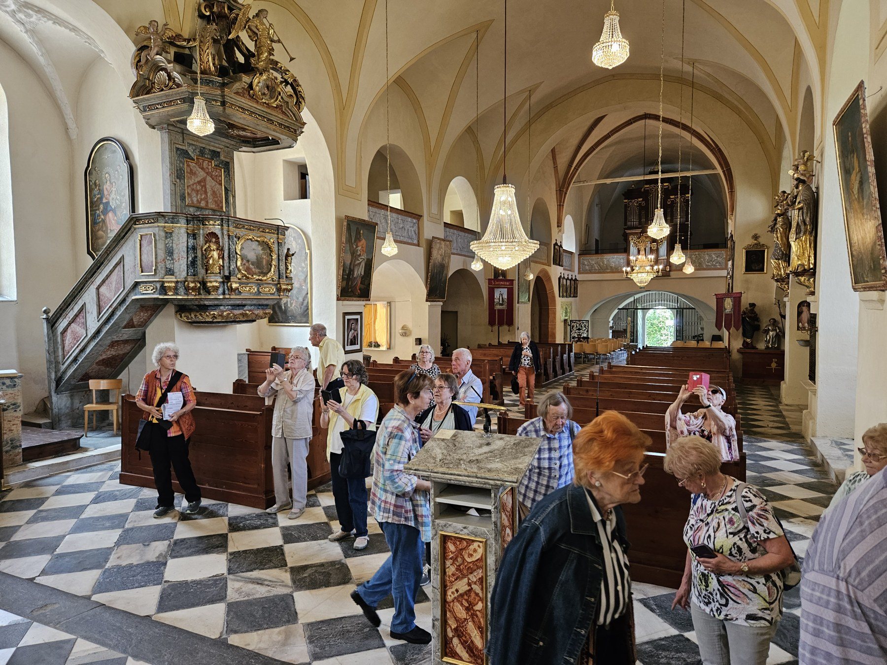 Kunsthistoriker zu Besuch in Maria Rain