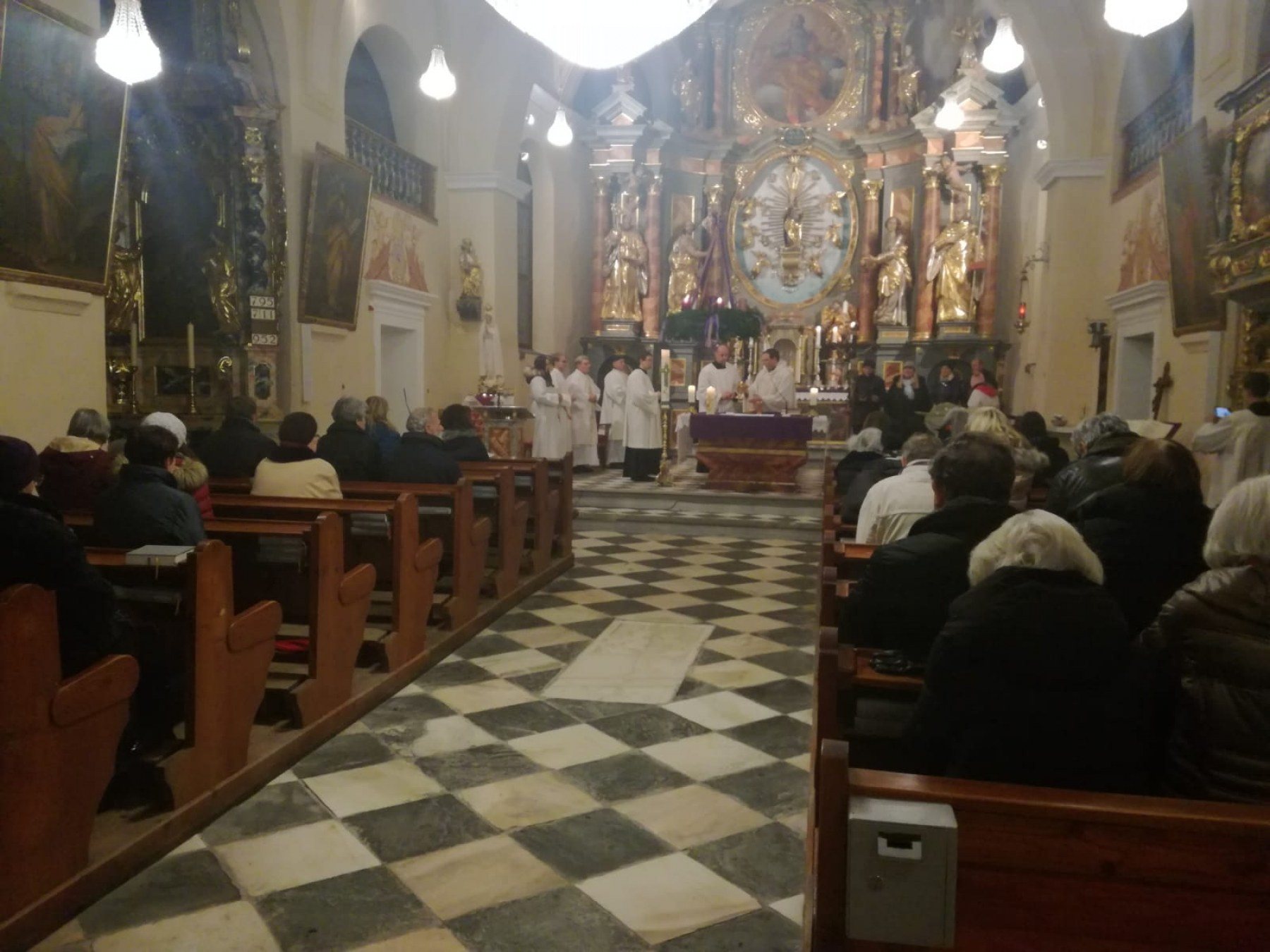 “Die Heilige Messe - Das Kreuzzeichen”