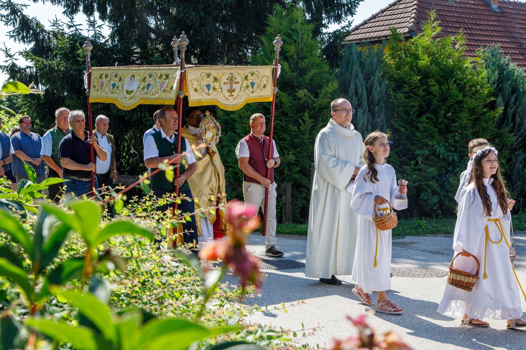 Fronleichnamsprozession - unterwegs mit dem Leib des Herrn!