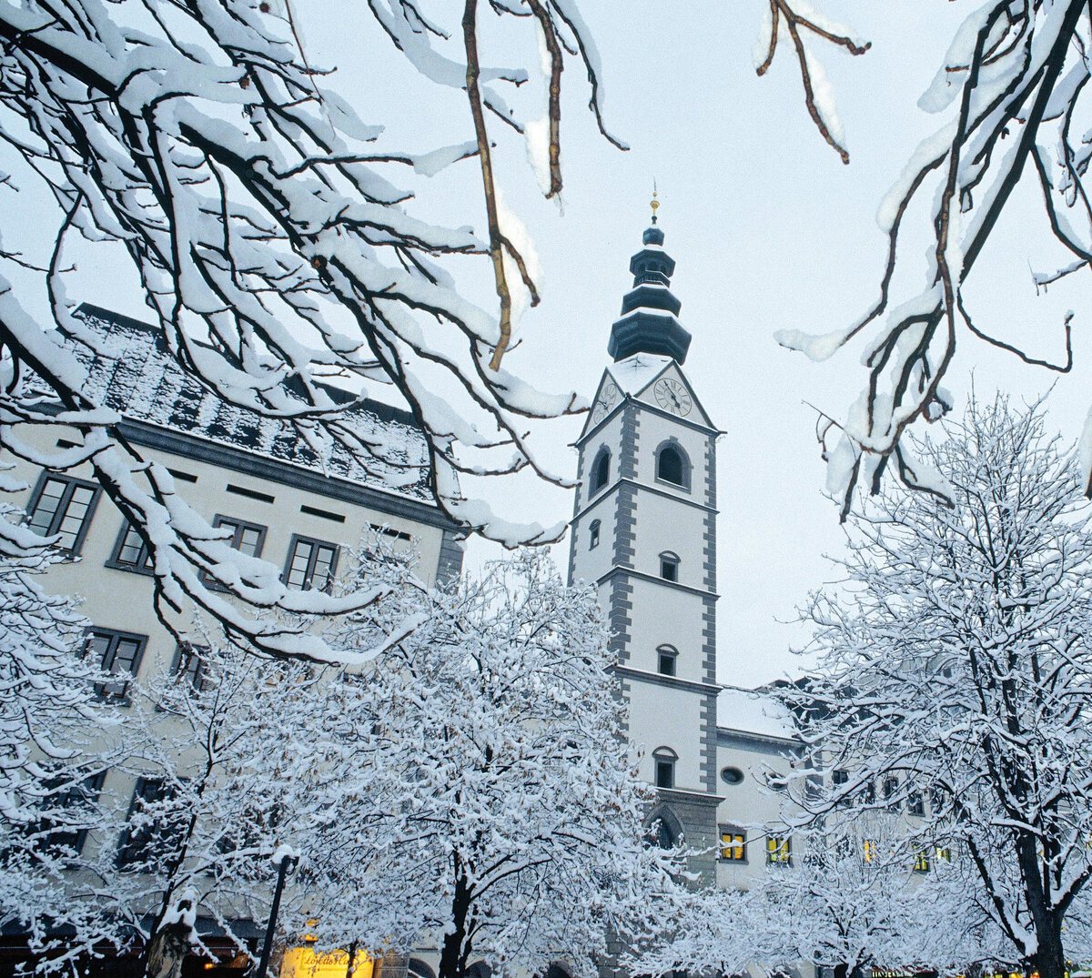 Jahreswechsel: Hl. Messen mit Bischof Marketz zum Jahresschluss und zum ...