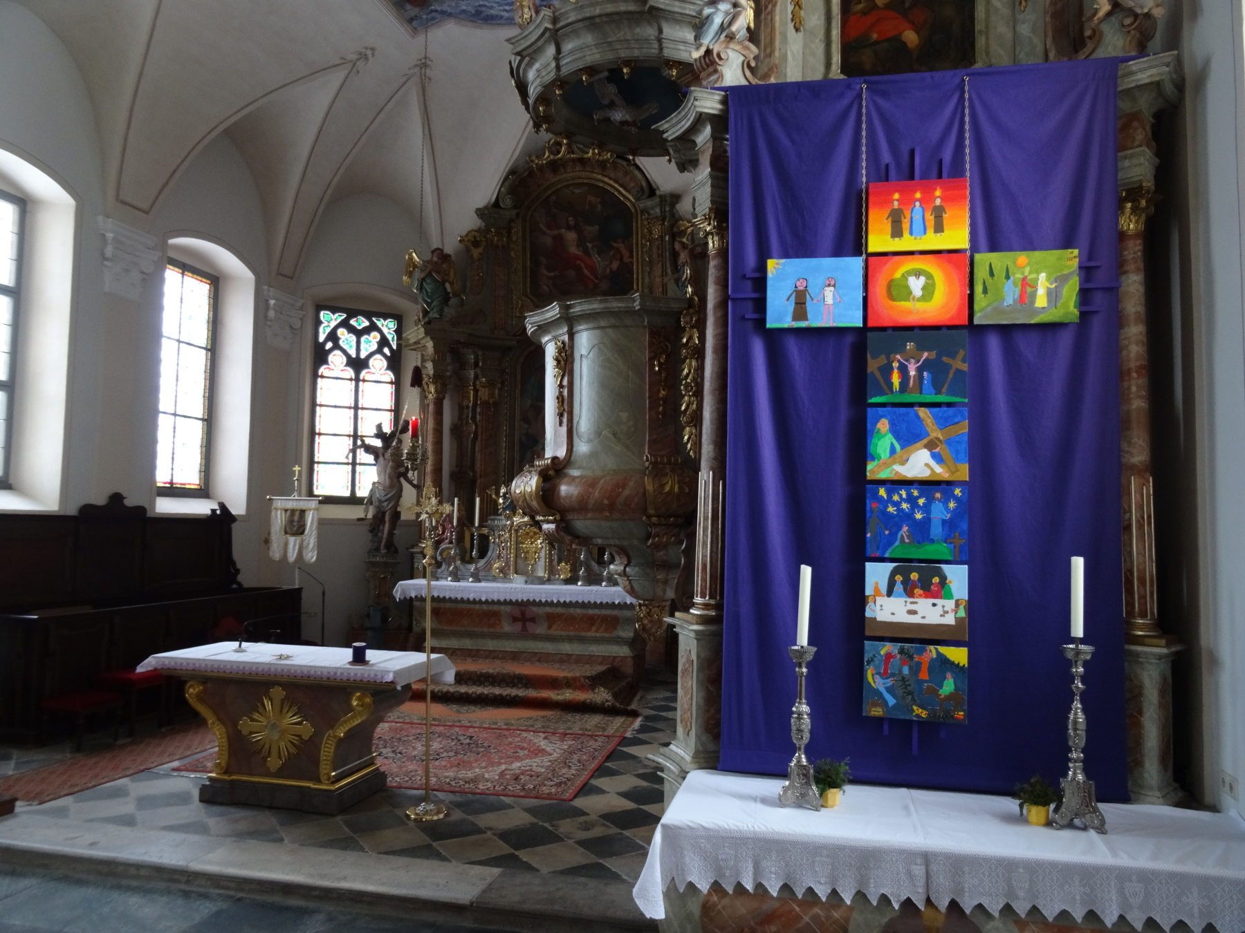 Neues Fastentuch für die Pfarrkirche St. Florian