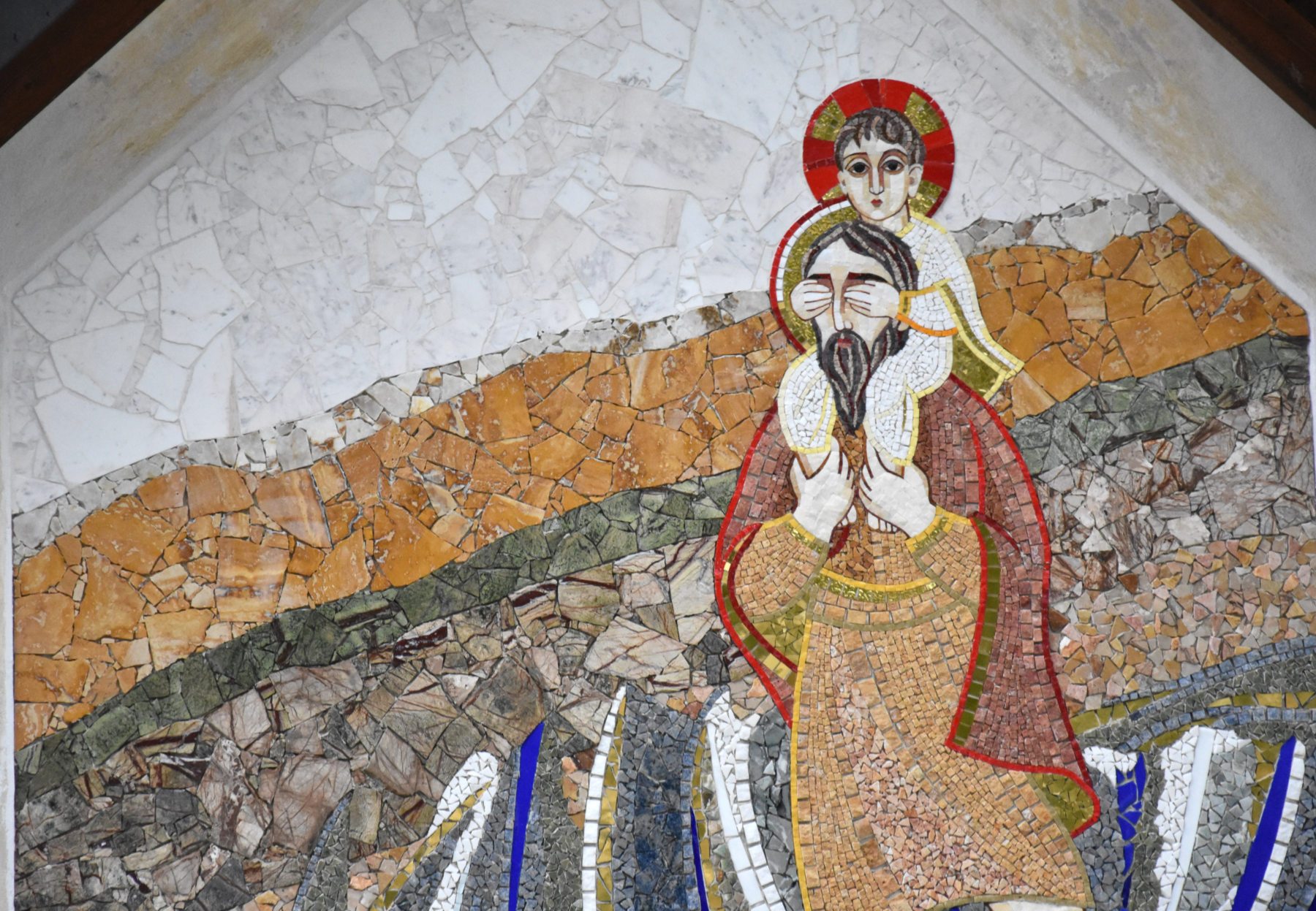 Delovne roke, ki so posvečene z molitvijo - Intervju s p. Markom Rupnikom