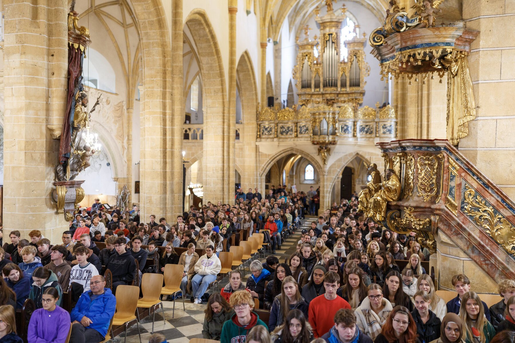 Maturawallfahrt in Maria Saal: Ökumenischer Wortgottesdienst mit ...
