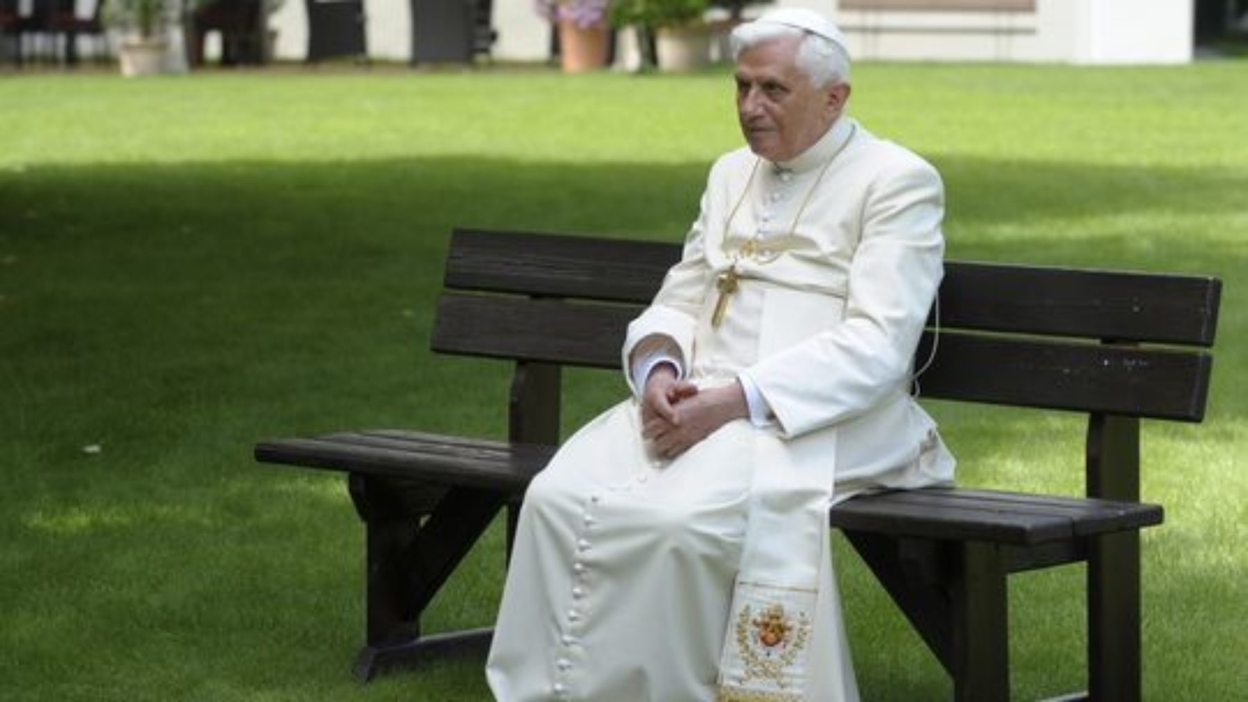 Benedikt XVI. und das Gebet • Benedikt XVI. in molitev